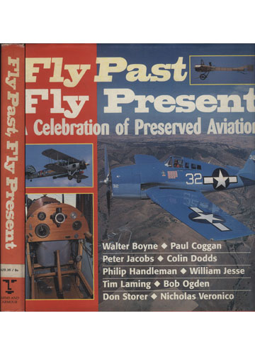 Sebo do Messias Livro - Fly Past Fly Present